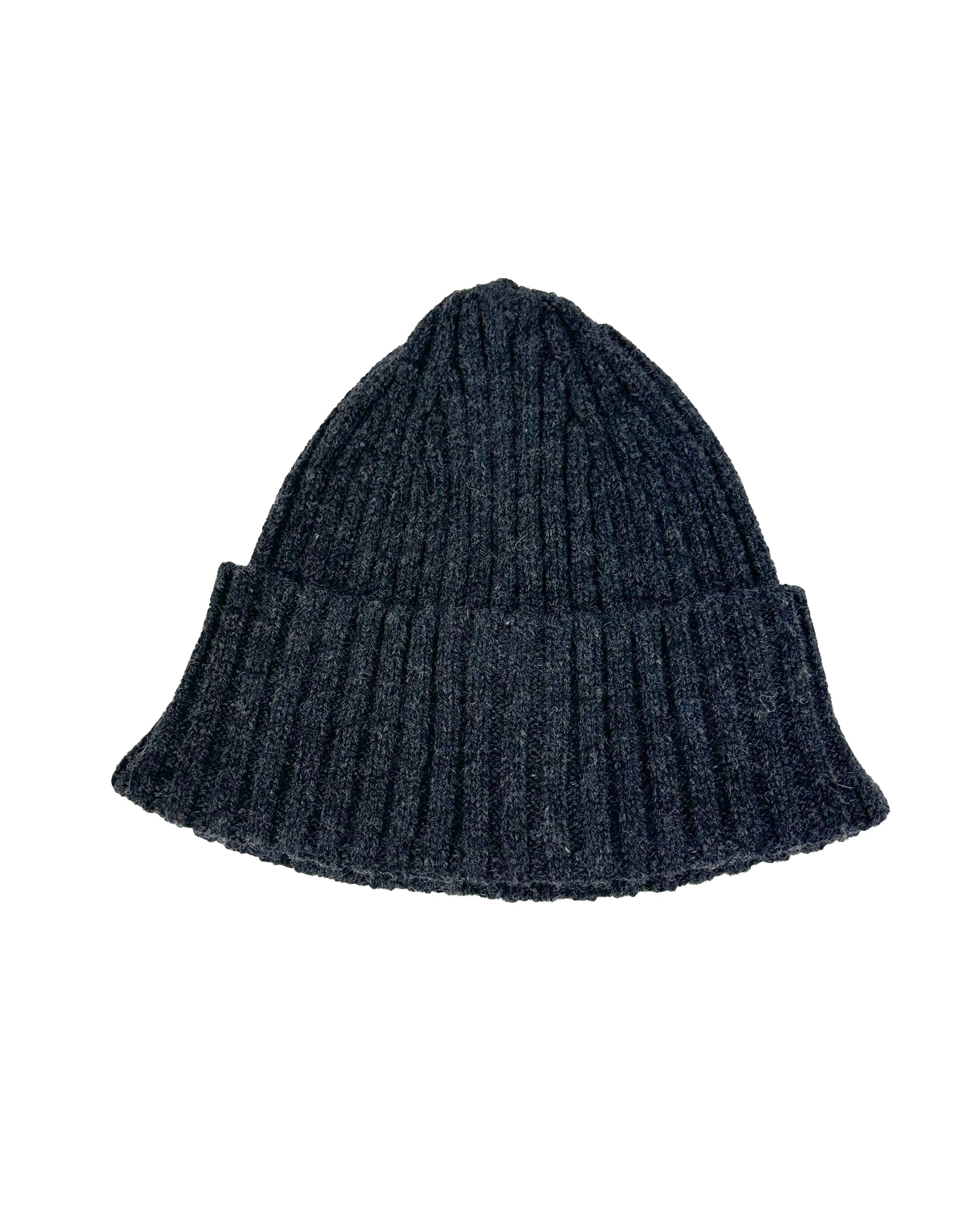 Charcoal Hat – Hilaryjanekeyes